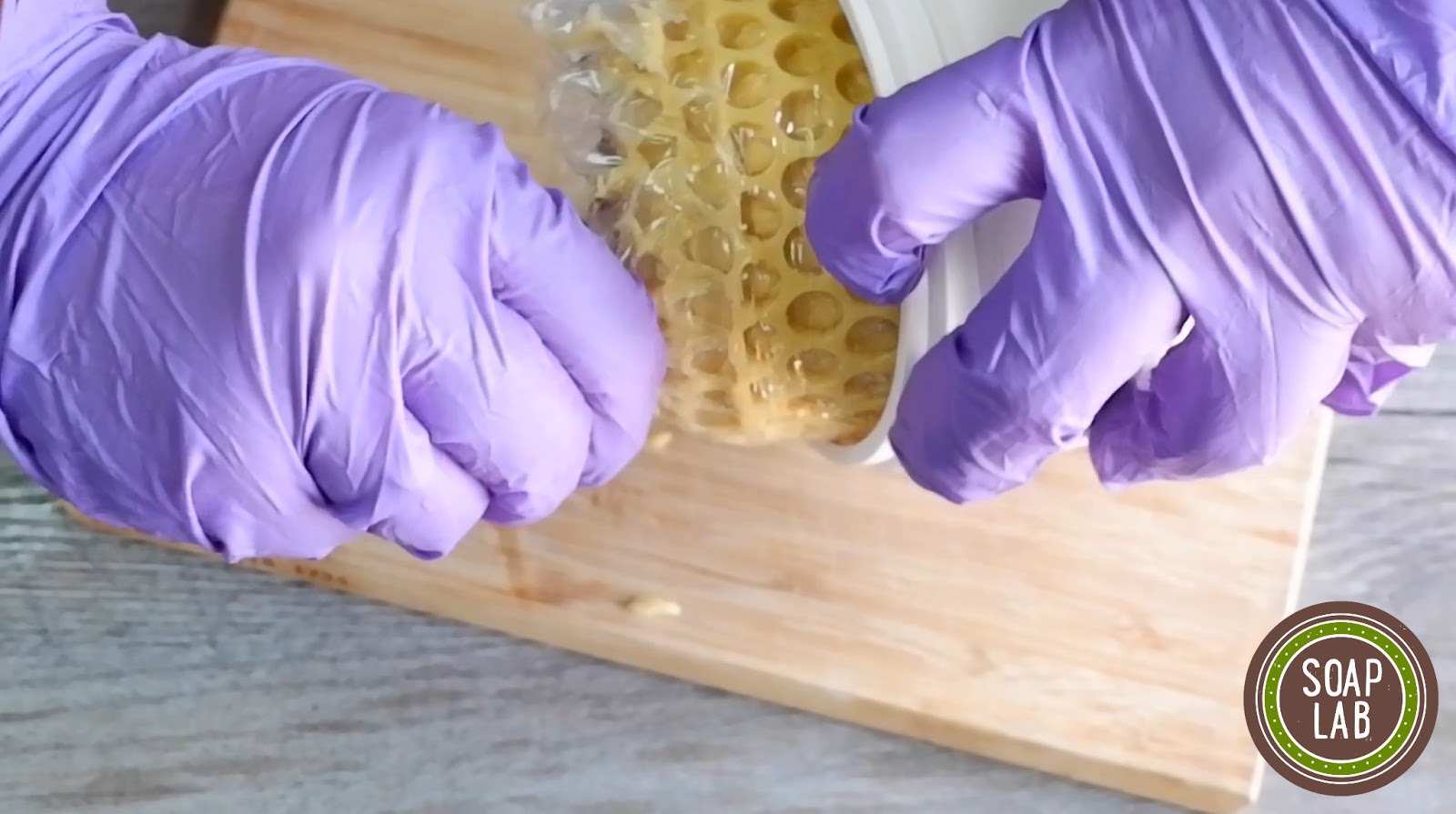 SoapLab Malaysia: How To Recycle Plastic Jars & Bubblewrap By Making ...