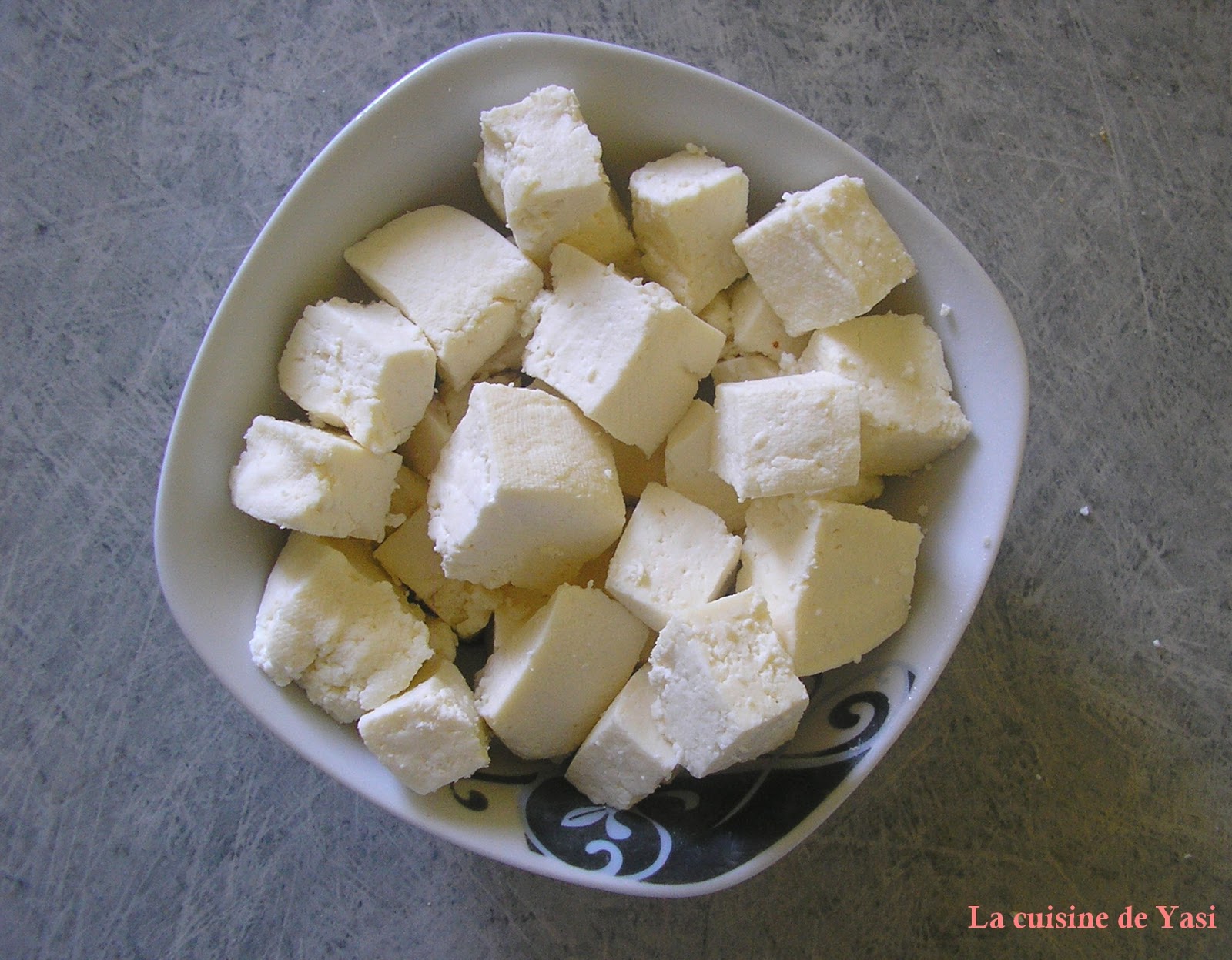 La cuisine de Yasemin: Fromage indien - Paneer maison