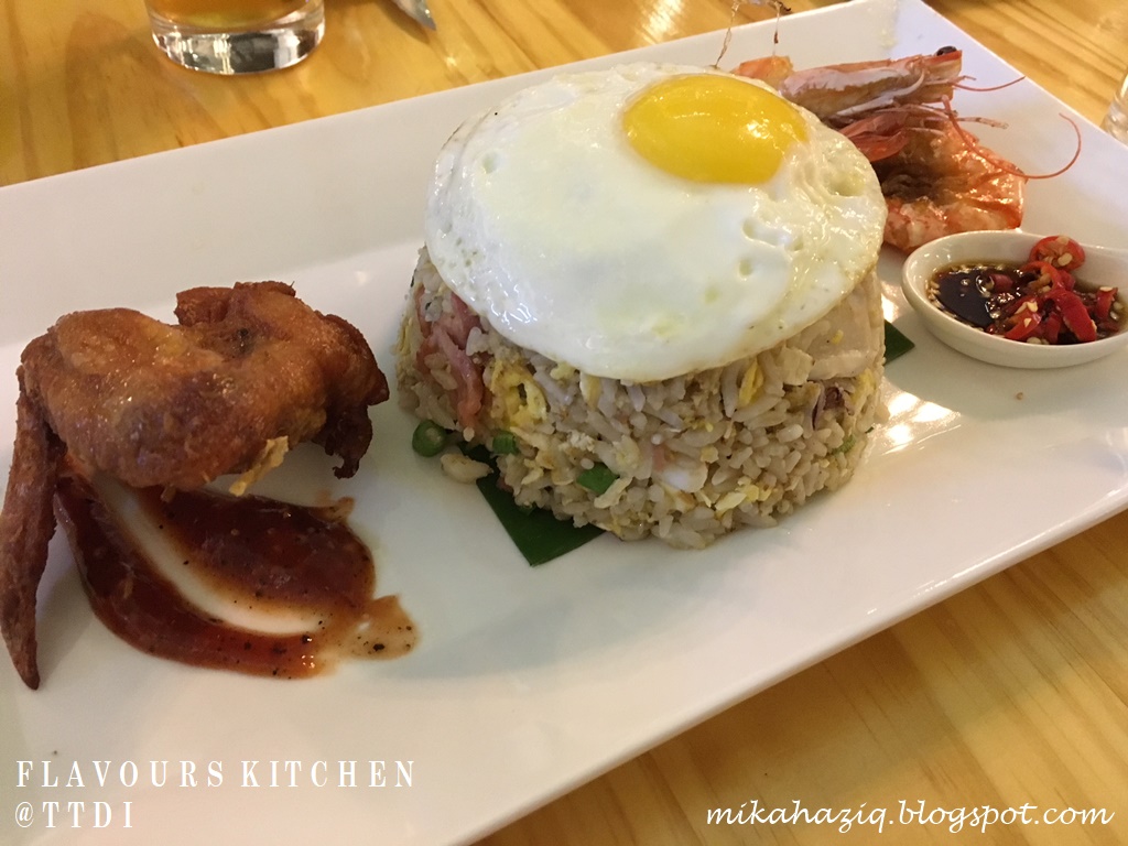 mikahaziq: Halal Restaurant @ TTDI - Flavours Kitchen