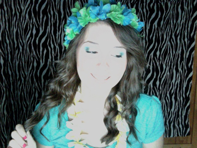 Laer Couture: Makeup & More!: Hula Girl Video!