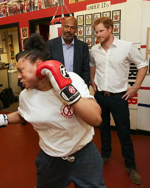 Royal Family Around the World: Prince Harry Visits The Double Jab ...