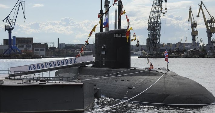 DEFENSE STUDIES: Submarine Offers Likely to be Discussed in Moscow ...