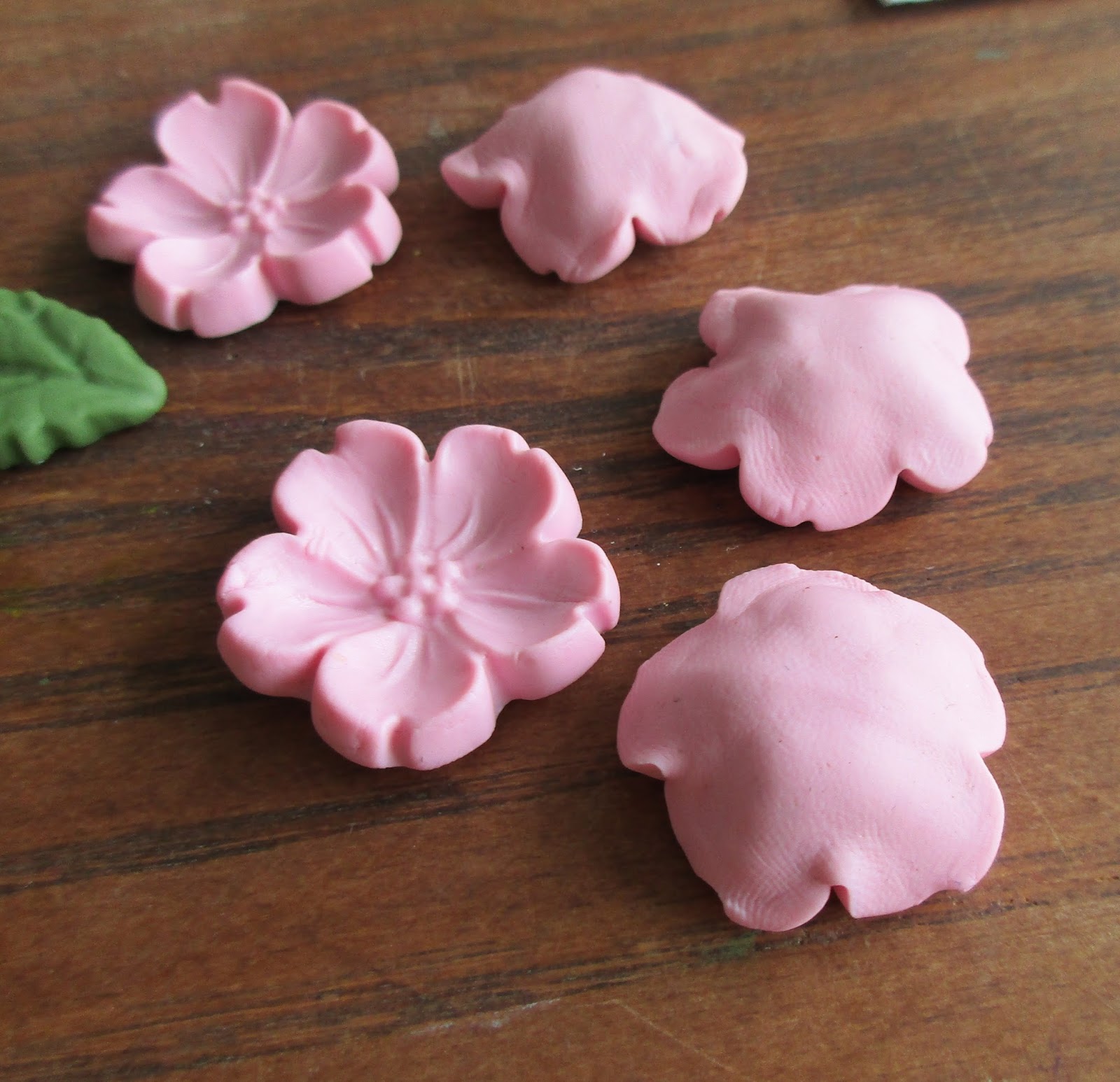 Makin's Clay® Cherry Blossom Barrettes