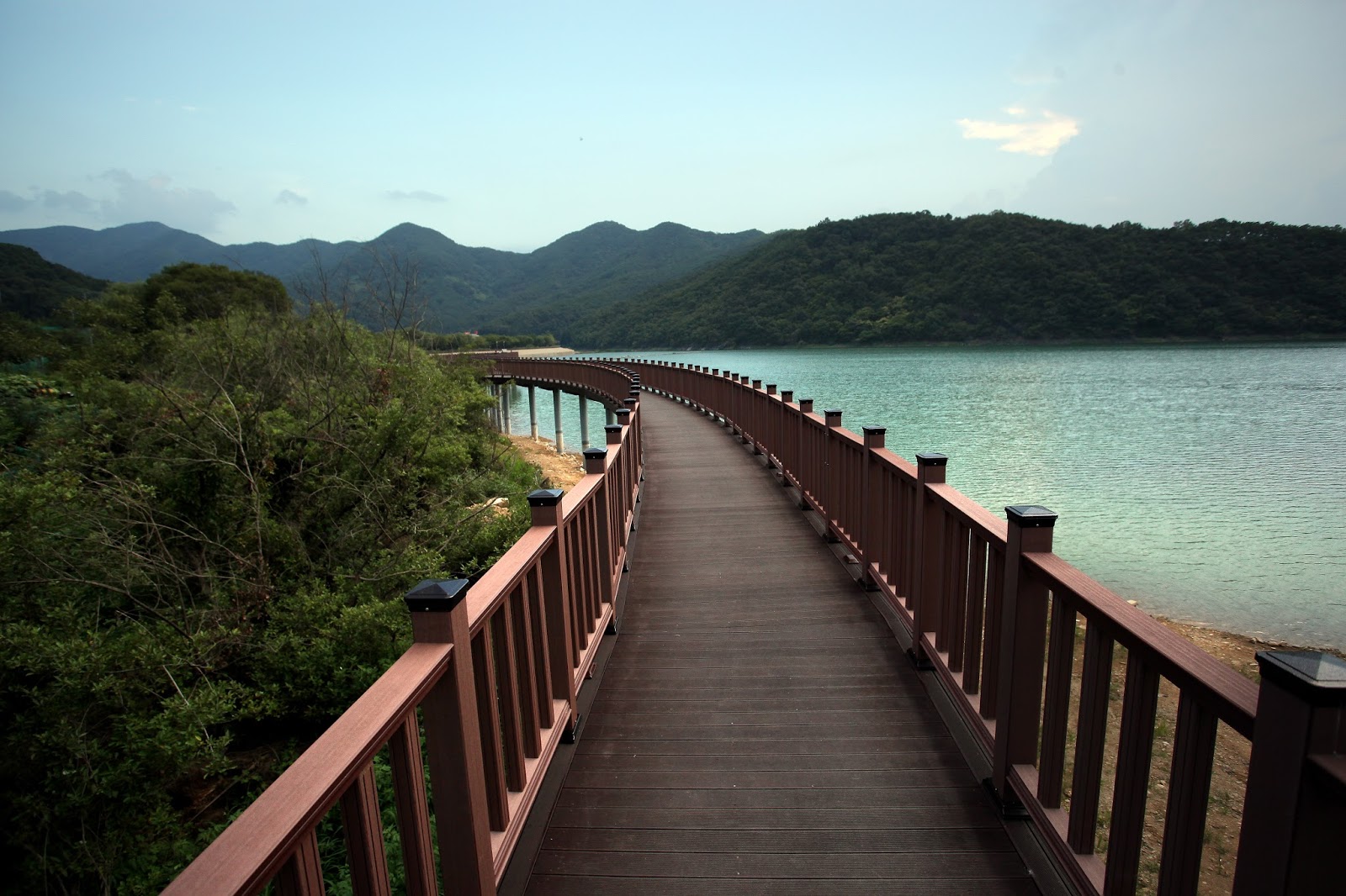 4 Places to Cool Off in Daegu, South Korea during Summer - Suseong Lake ...