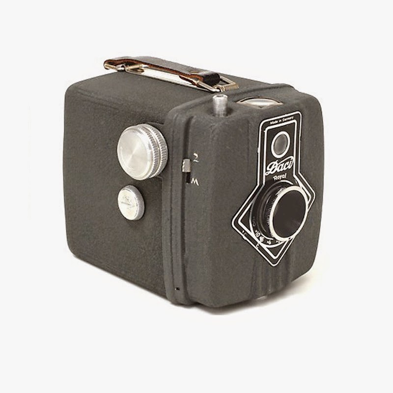 Camera Mine: DACORA Daci Royal (1950)