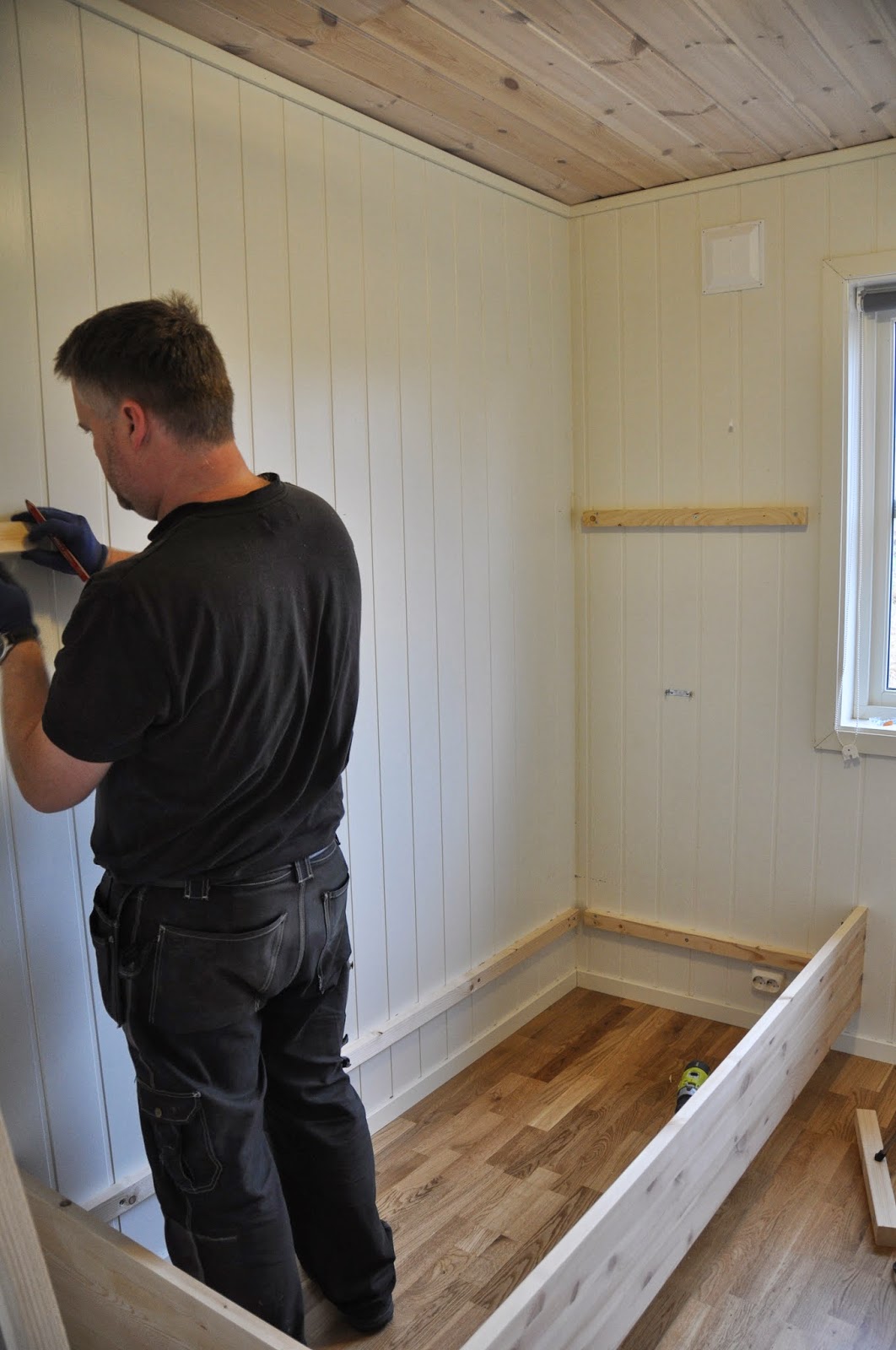 hytte og sånt: Plassbygd seng