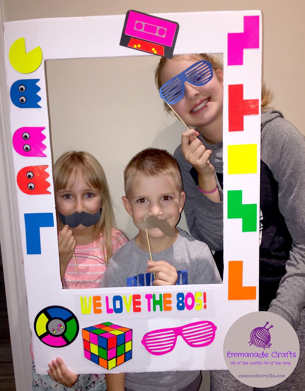 Designer Crafts: Back To The Eighties Photo Booth