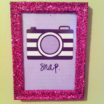 DIY Glitter Picture Frame - Three Sisters and Us
