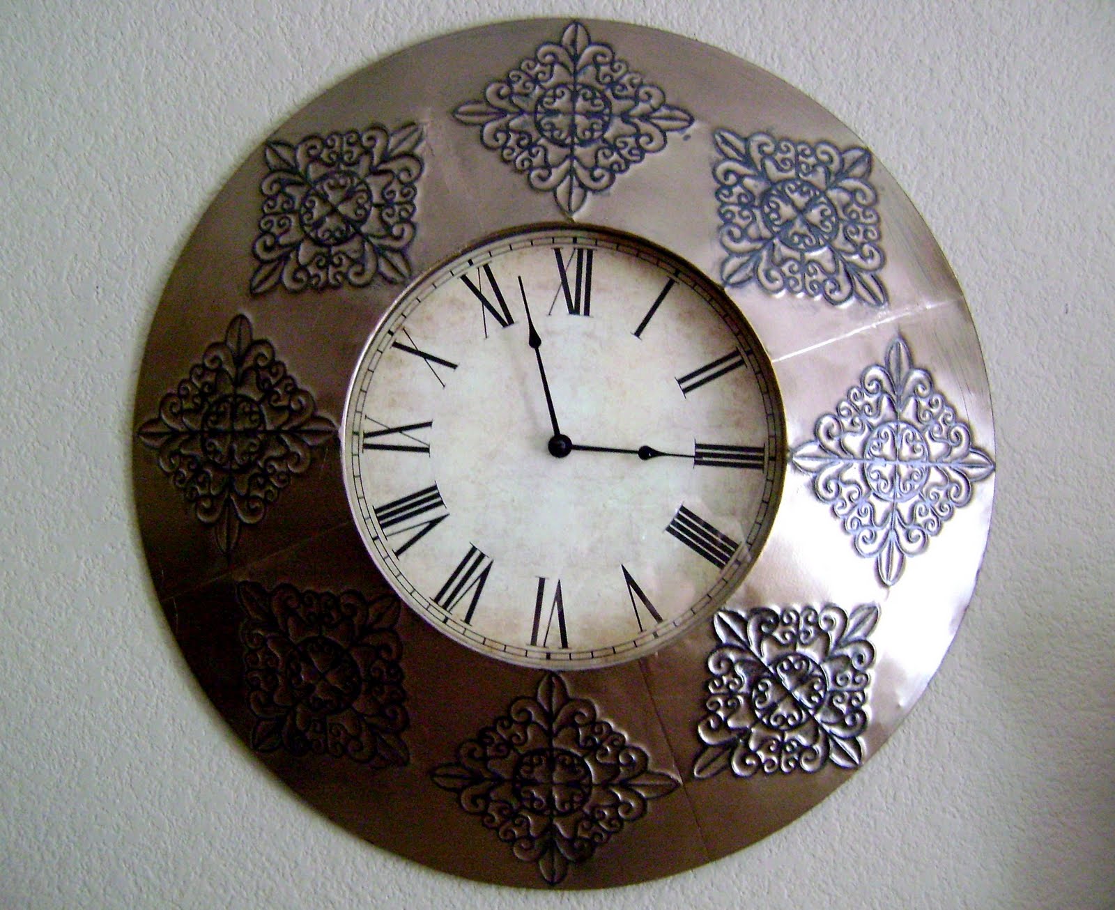 Jennys Photography N Things: My DIY: Painted Wall Clock