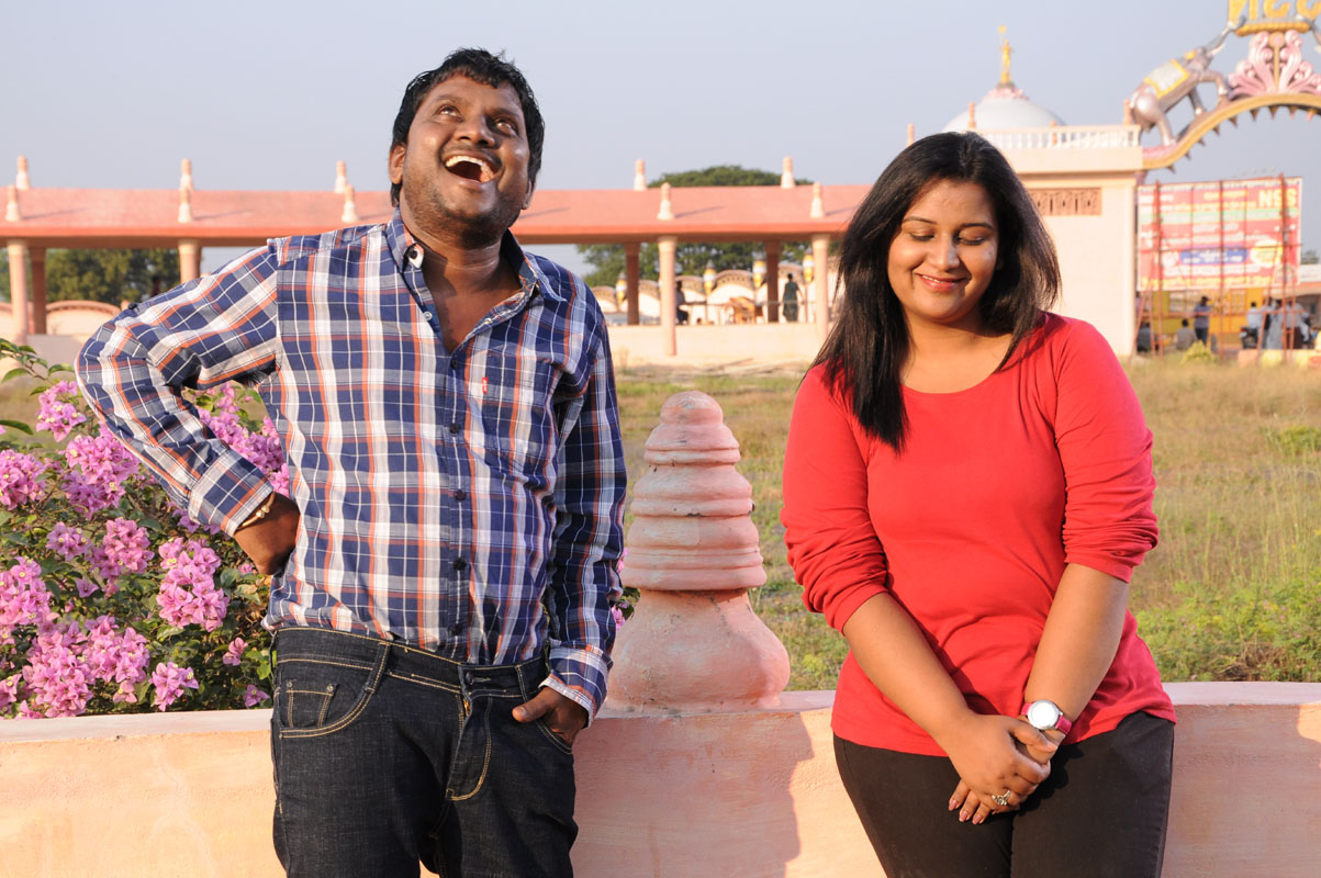 Vandanam movie photo gallery