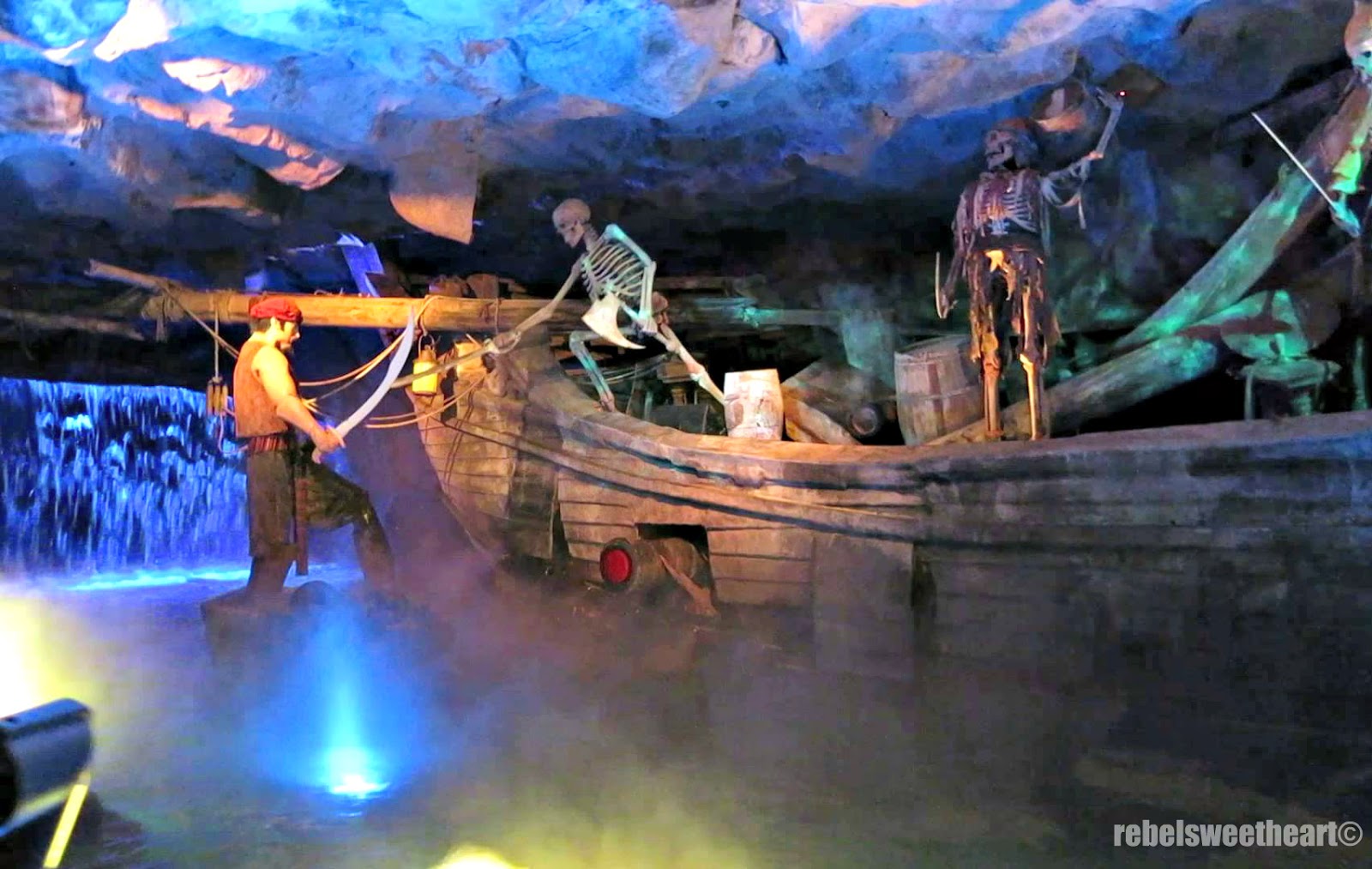 The Rebel Sweetheart.: Seoul Searching | Fun at Lotte World!