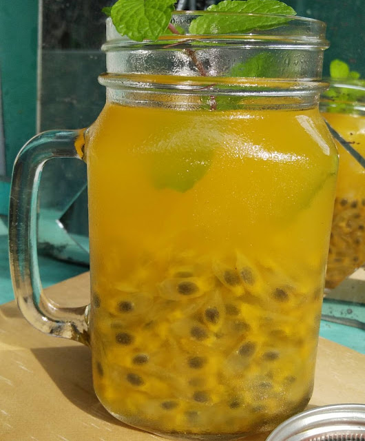 HIDUP BERDIKARI: RESEPI JUS MARKISA / PASSION FRUIT JUICE