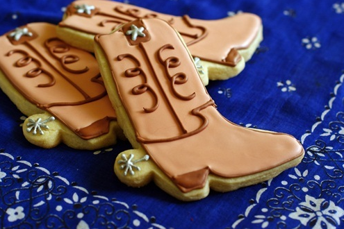 Testing Out My Twenties: Learning to.... Bake & Decorate Cookies