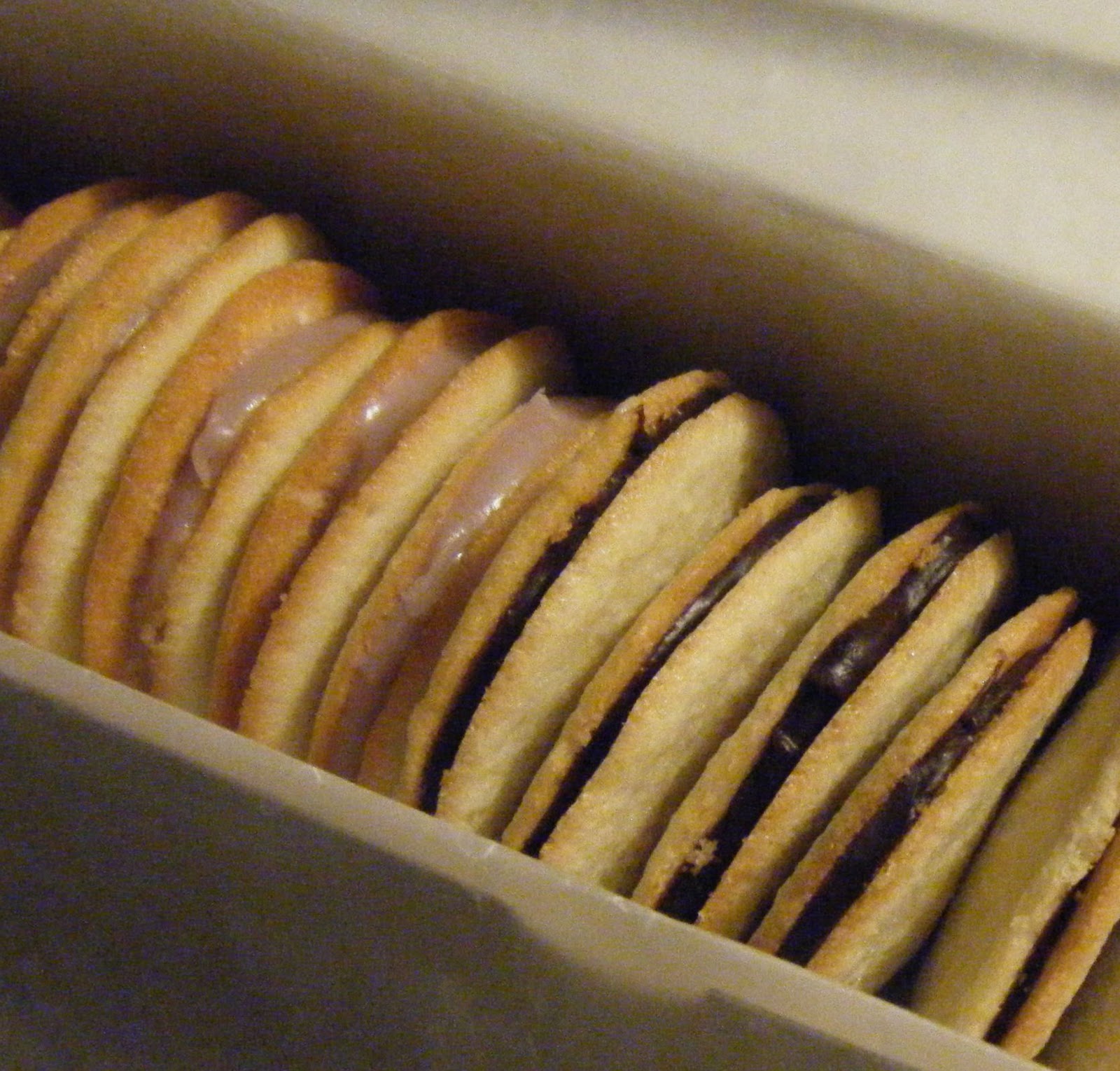 west side baker: Milan Cookies