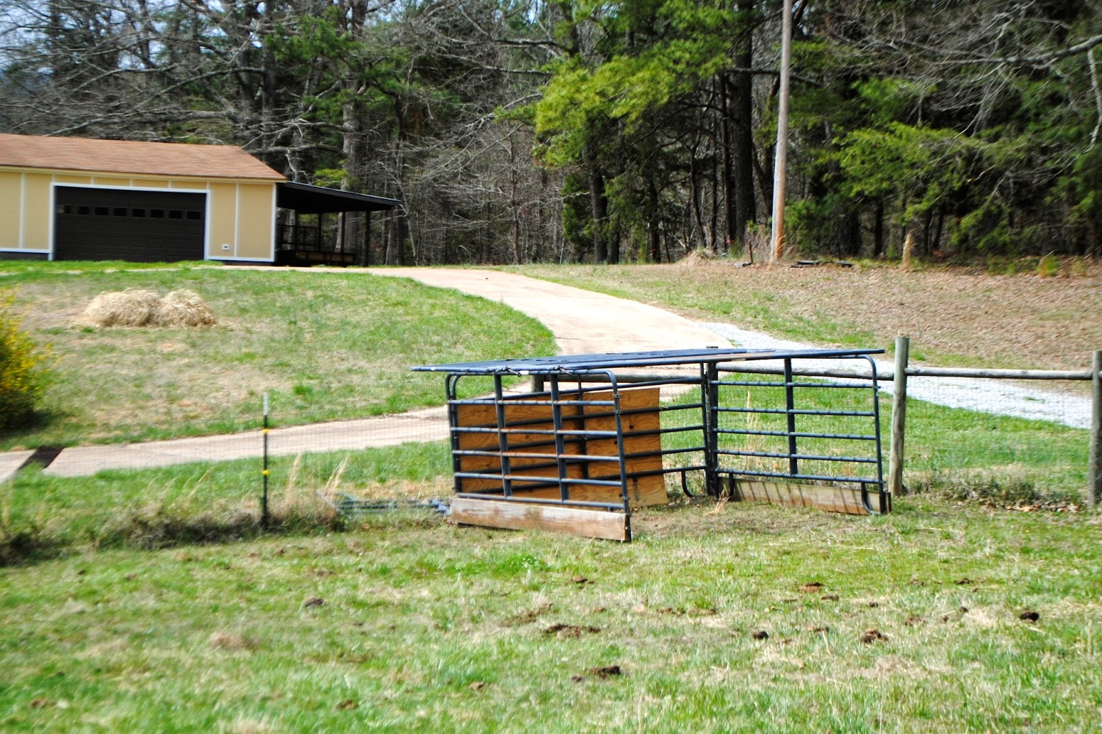 Adventures on Zephyr Hill Farm: How to Make a Shade Shack from Corral ...