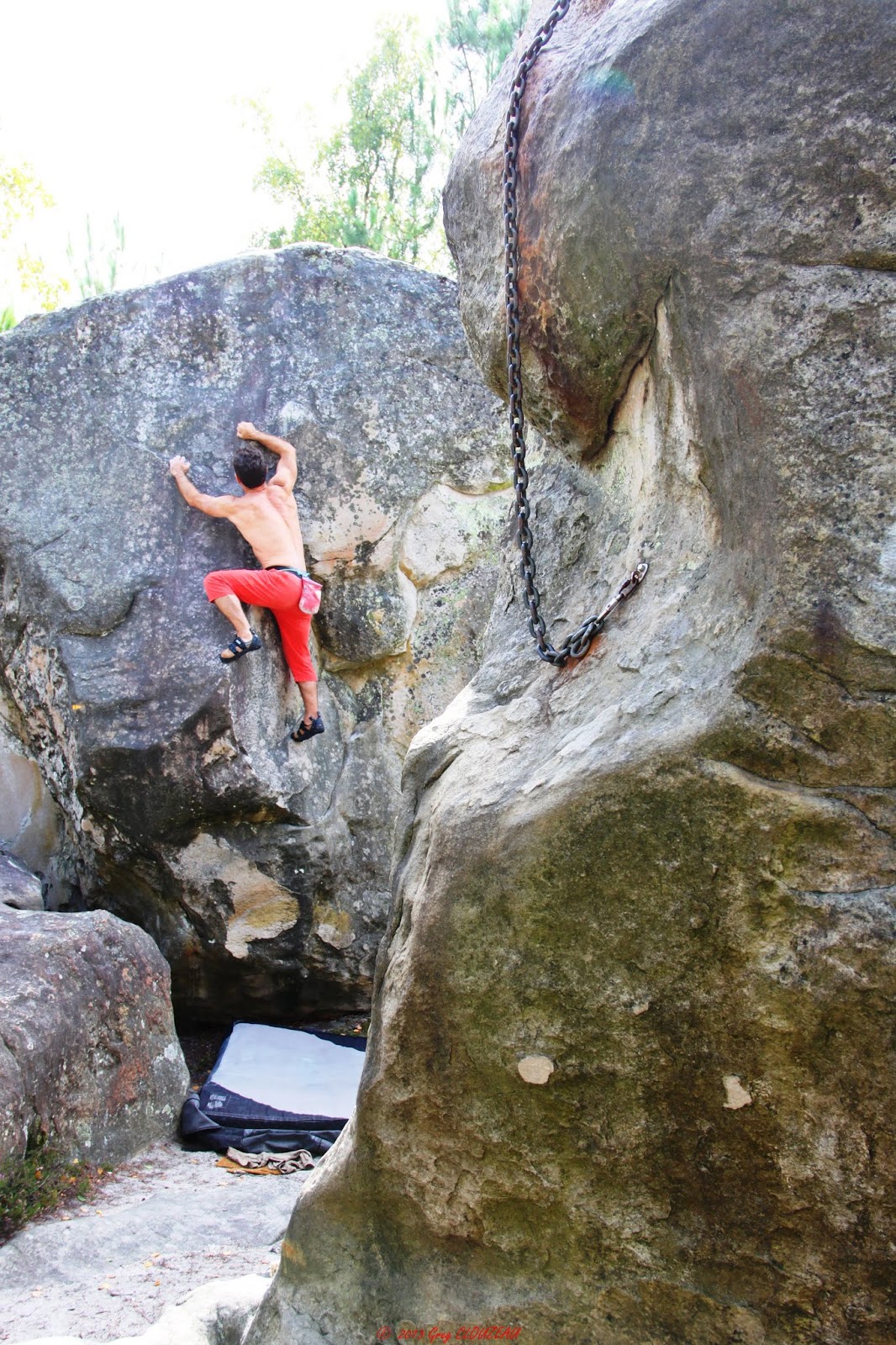 Escalade au 91.1 le n°17 rouge ~ FontaineBleau Passion