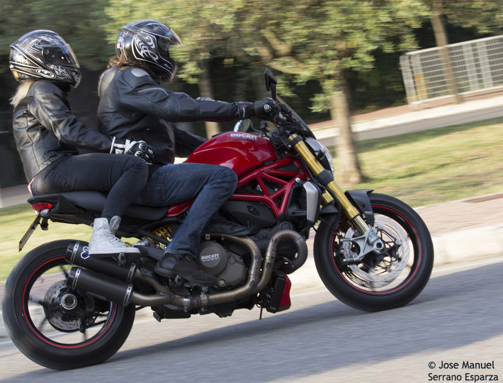 elrectanguloenlamano: DUCATI MONSTER: 25 YEARS OF A LANDMARK DESIGN