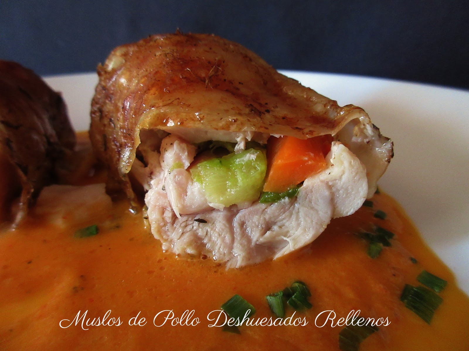 MUSLOS DE POLLO DESHUESADOS RELLENOS DE VERDURAS | COCINA CON REINA