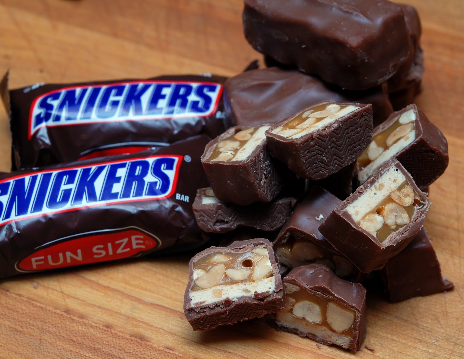 SNICKERS COOKIES - Hugs and Cookies XOXO