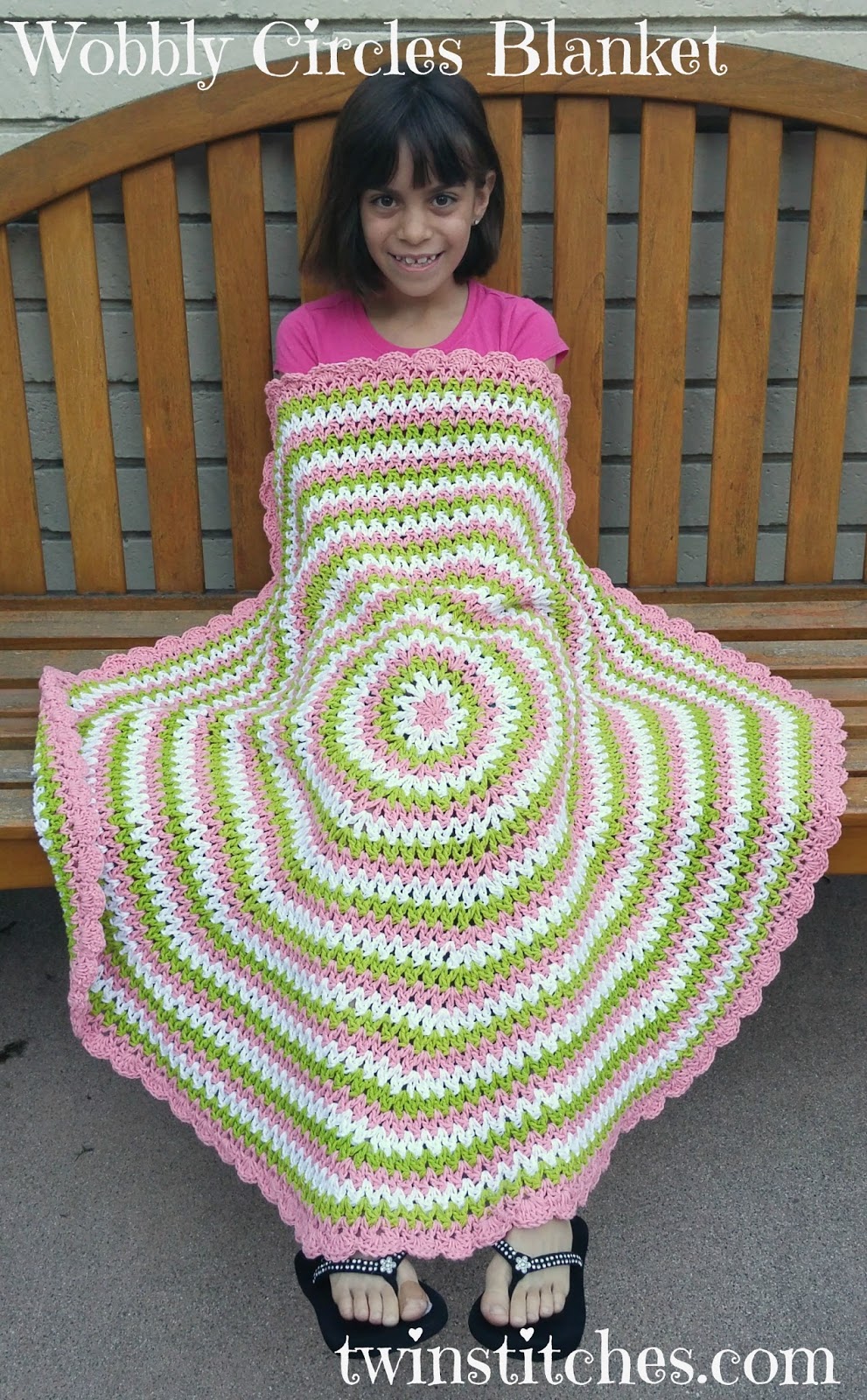 Tw-In Stitches: Wobbly Circles Blanket - Free Pattern | Tw-In Stitches