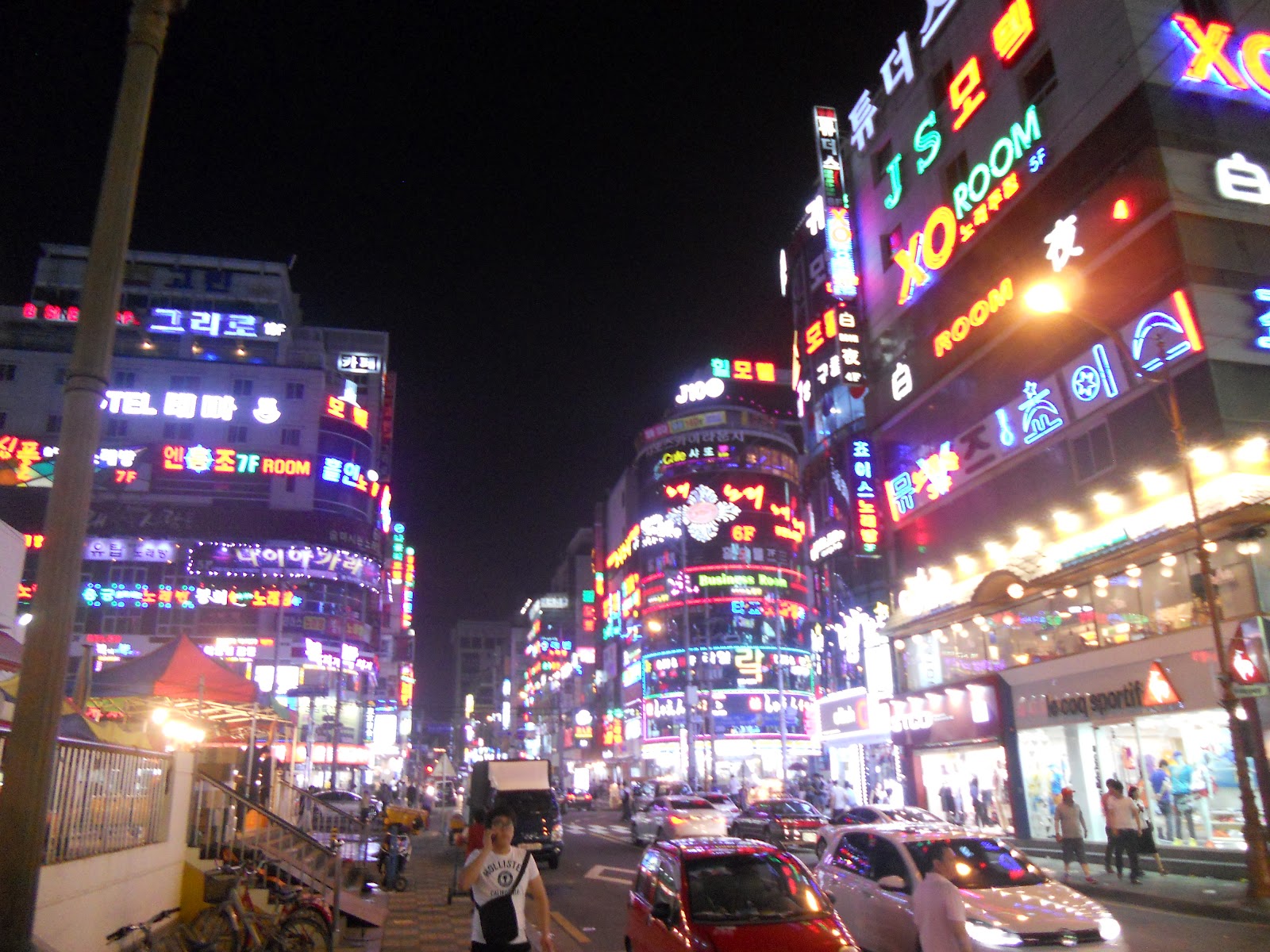 Changwon Living: FAMILIAR FACES & MORE CHANGWON BY NIGHT