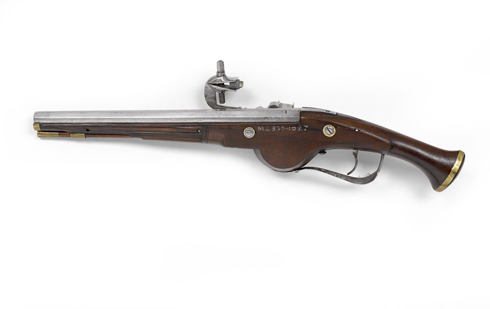 Corsair Image Database: RANGED WEAPONS - pistols - used by all of the ...