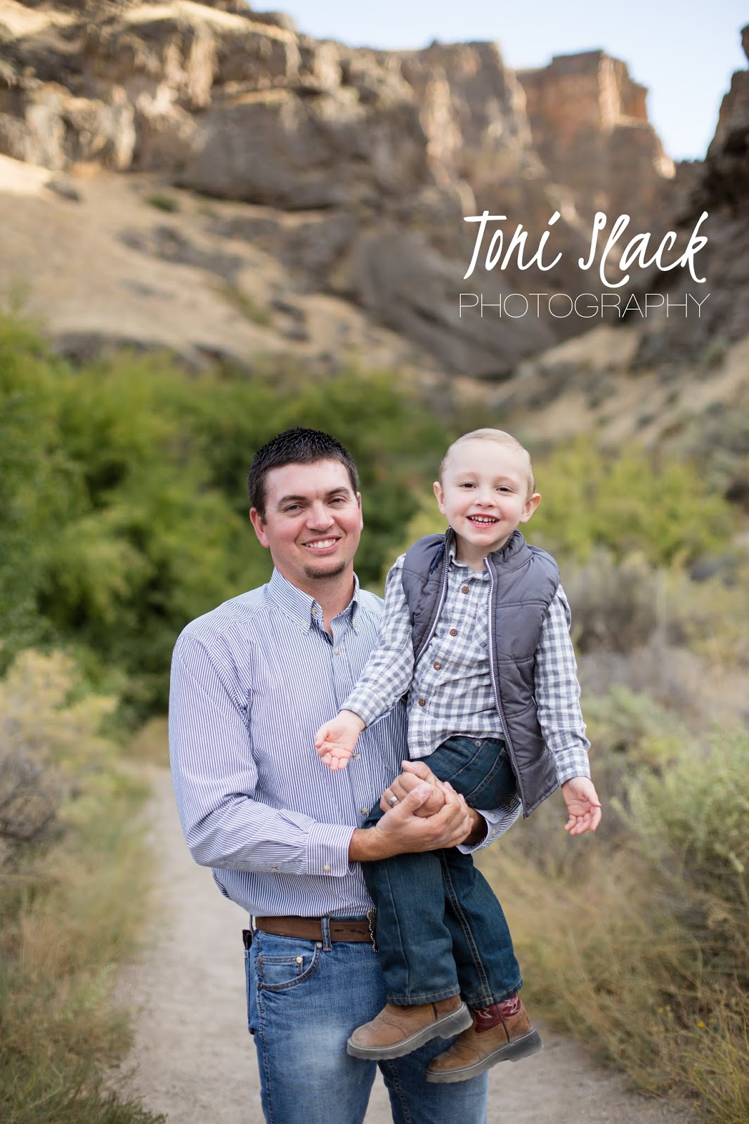 Home Sweetly Home: Photography Sneak Peek ~ Josh & Corinn Milburn Family
