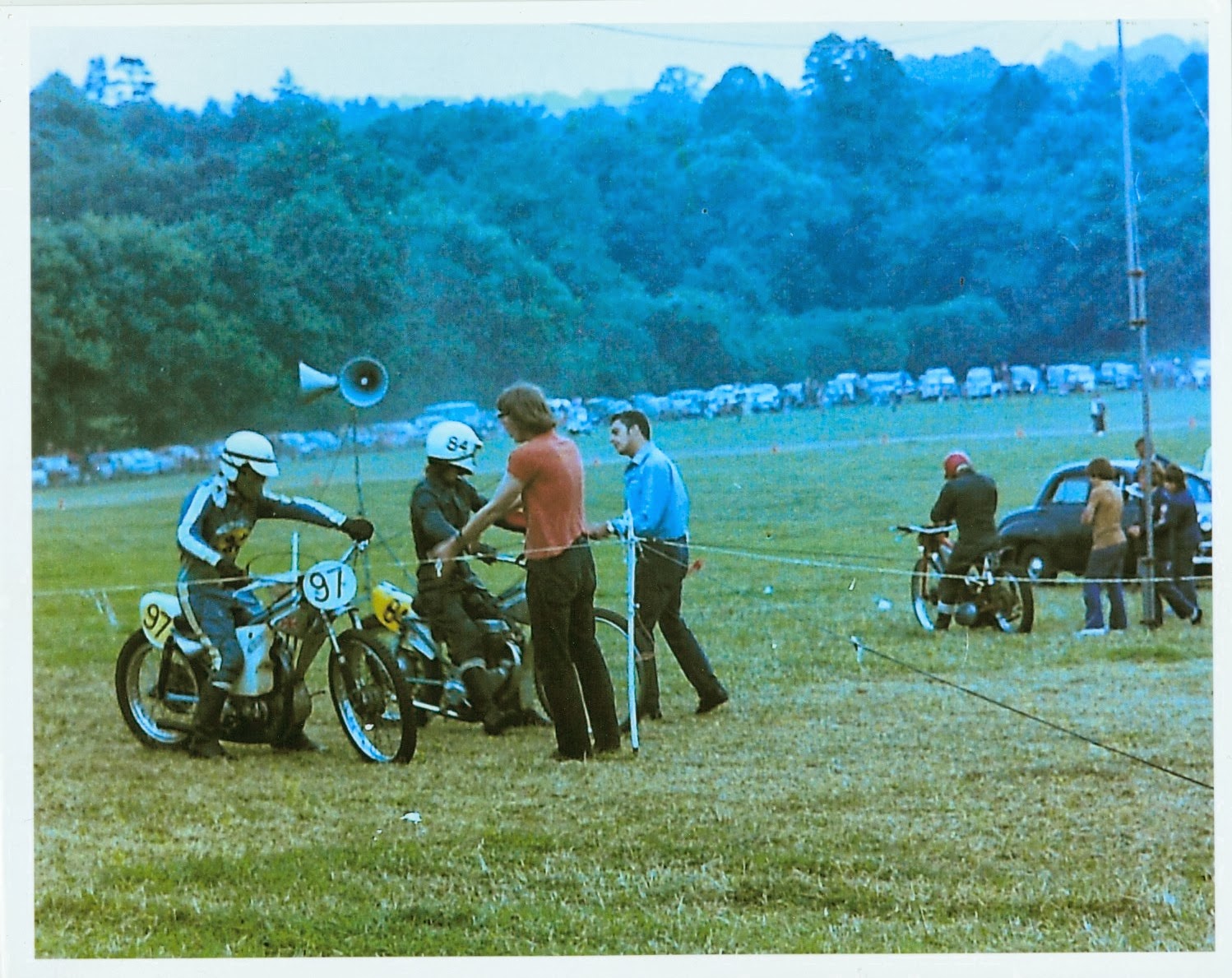 VINTAGE GRASSTRACK: Colour pics from the 60's
