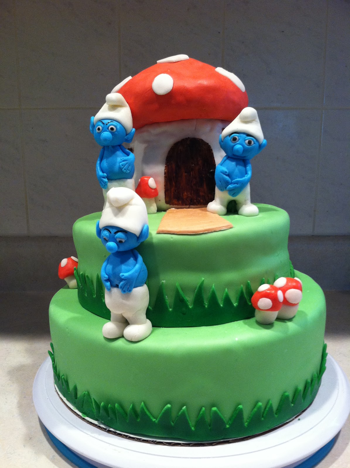Marshmallow Masterpieces!: Smurf Cake - Boy