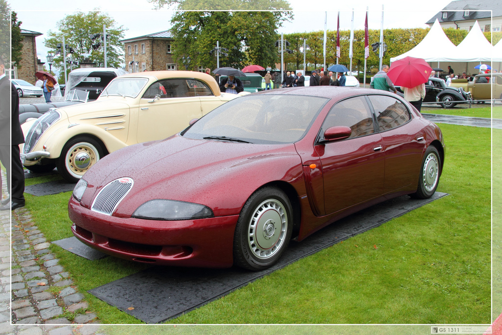 5 unusual cars with ridiculously oversized engines - Motor Mania