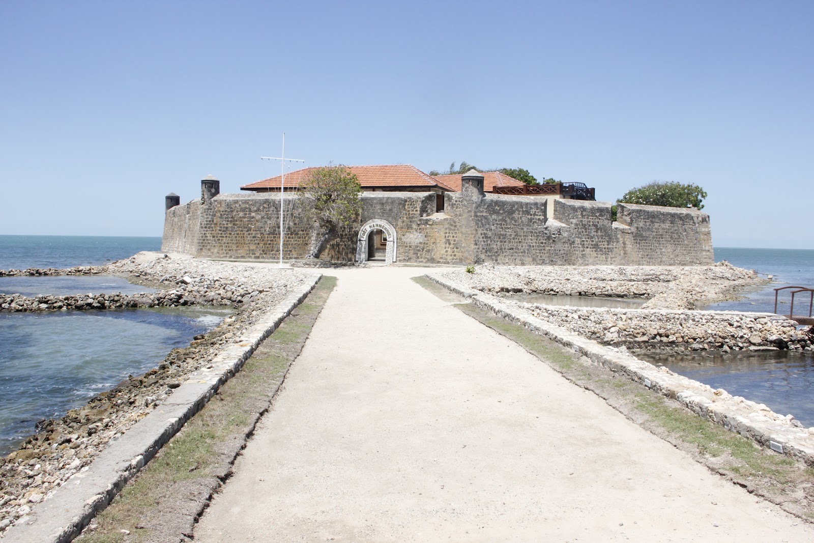 ITT Media: Fort Hammenheil at Kayts, Jaffna