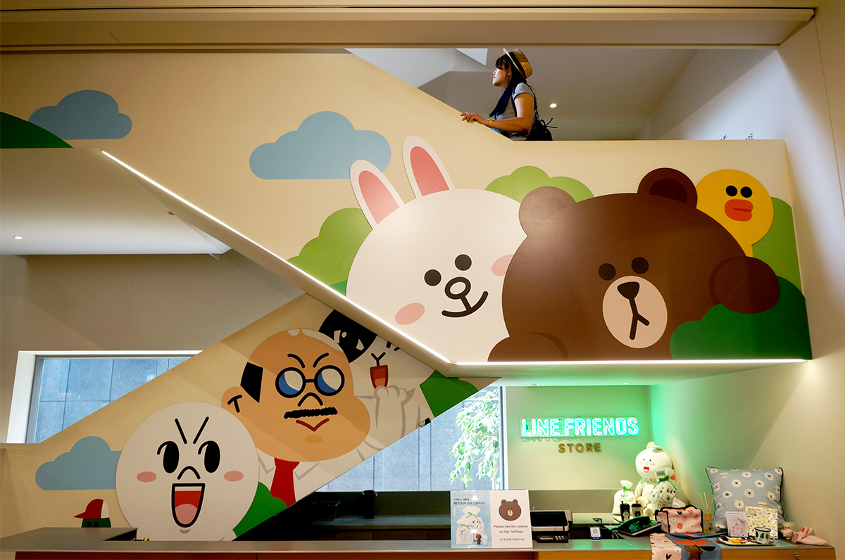 Line Friends Cafe & Store, Seoul. - Theheyheyhey