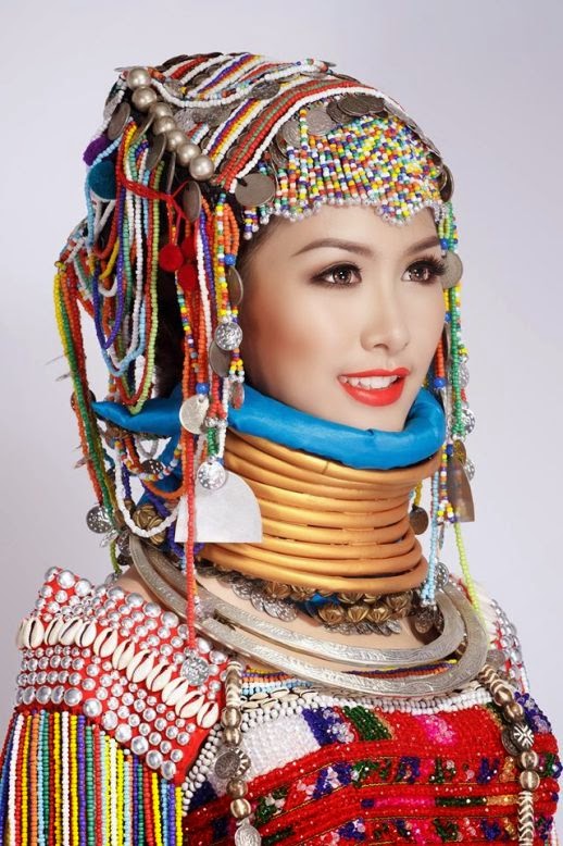 The Irrawaddy's Blog: ျမန္မာတုိင္းရင္းသားေပါင္းစုံရဲ႕ အဆင္တန္ဆာေတြကုိ ...