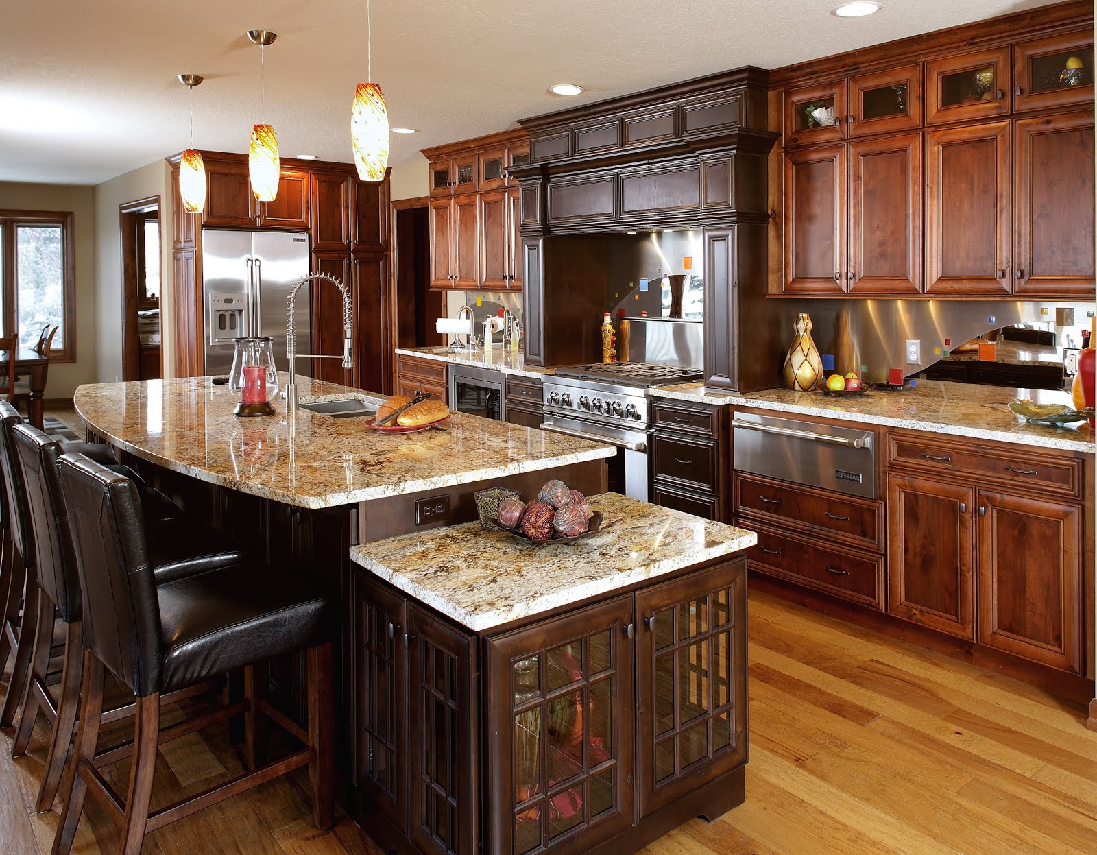 Kitchen Design Ideas: Cabinet Organization Features Video