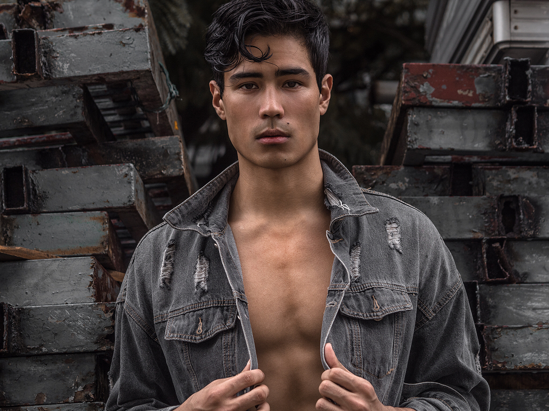 This Guy's World: Chase Mana Kai by Heen Manmana