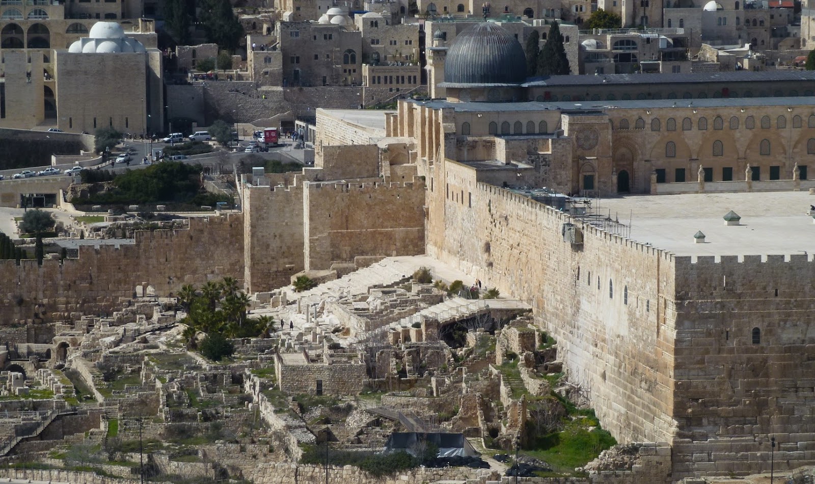 Jerusalem - Southern Wall & Steps