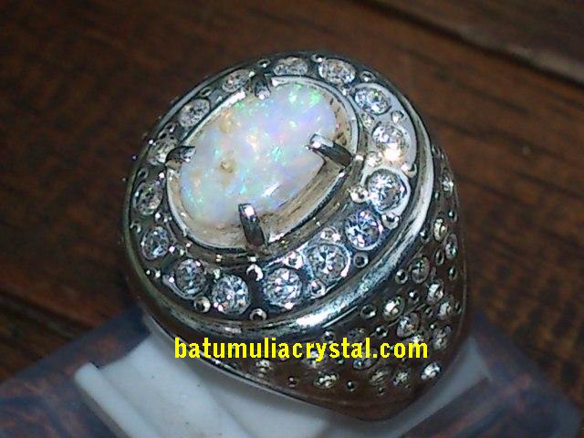 JAVA GEMSTONES: Keindahan Batu Opal Kalimaya Banten