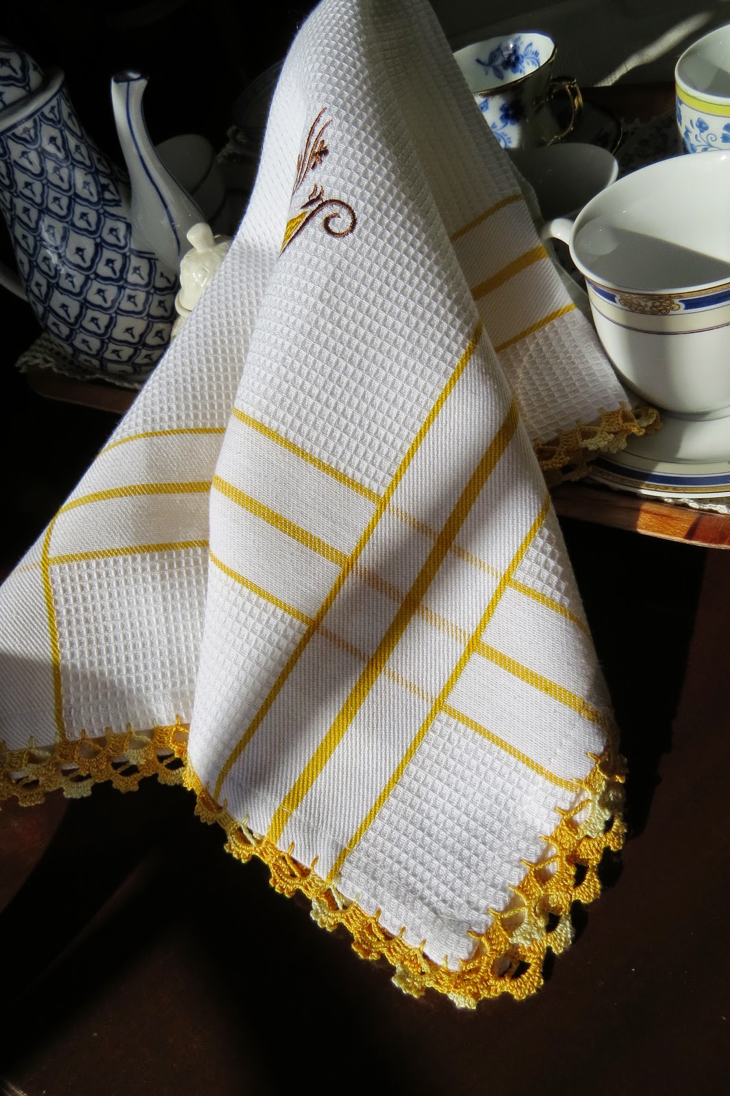 Filomena Crochet: - Panos de Prato com Bicos de Crochet