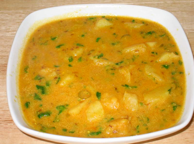 Recipe of Aalu Curry The Most Popular and Everyone’s Favorite Dish ...
