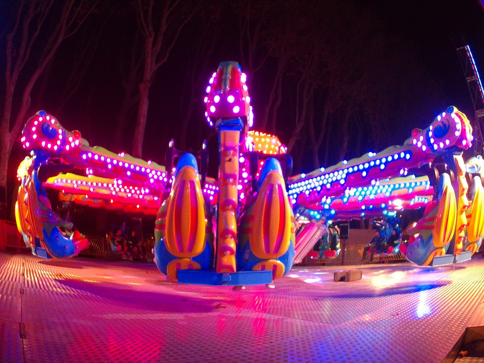 manège extreme, sensation: Foire St Martin D'Angers 2015 (De Nuit)