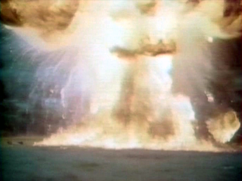 13: BAD TASTE / WingNut Films - 1987