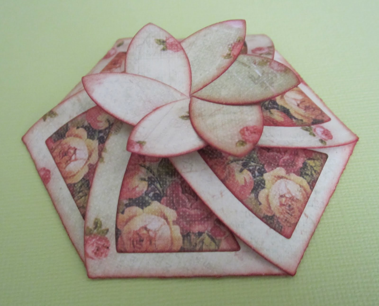 Designs by Marisa: Hexagon Pinwheel Top Box