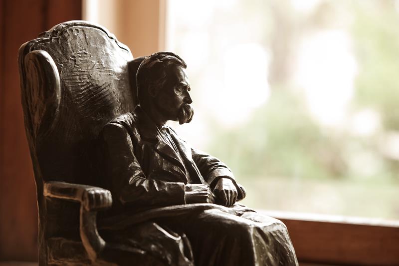 SİSİFOS – Umut en büyük kötülüktür çünkü sadece acıyı uzatır… Nietzsche