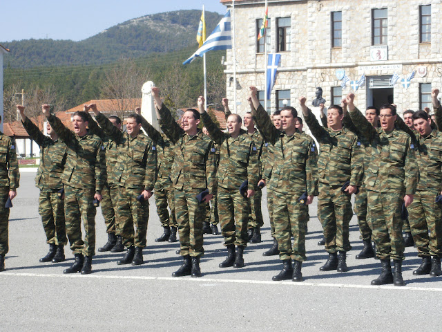 ΓΙΑ ΠΡΩΤΗ ΦΟΡΑ Ο ΕΘΝΙΚΟΣ ΥΜΝΟΣ ΑΠΟ ΤΟΥΣ ΦΑΝΤΑΡΟΥΣ ΣΤΗΝ ΟΡΚΩΜΟΣΙΑ ΤΩΝ ...