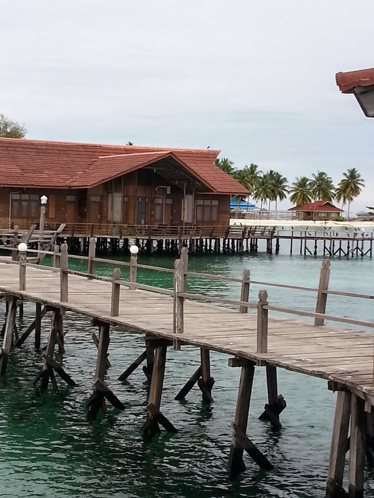 TAKJUB INDONESIA: WISATA KE PULAU DERAWAN, BERAU