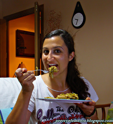 Pretty Elements: 30 Days Fitness Challenge + Chicken & Asparagus
