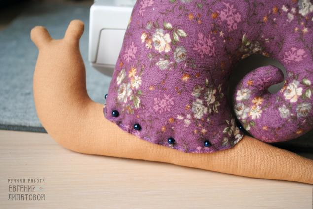 Textile Snail in Tilda Style ~ DIY Tutorial Ideas!