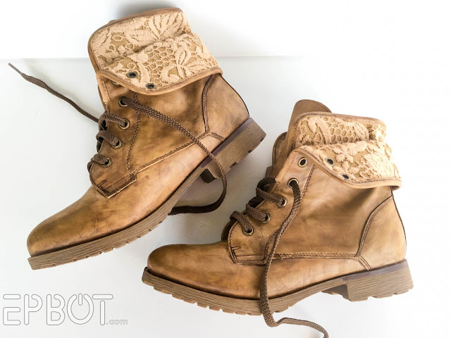 EPBOT: How To Make Vinyl Boots Look Like Aged Leather