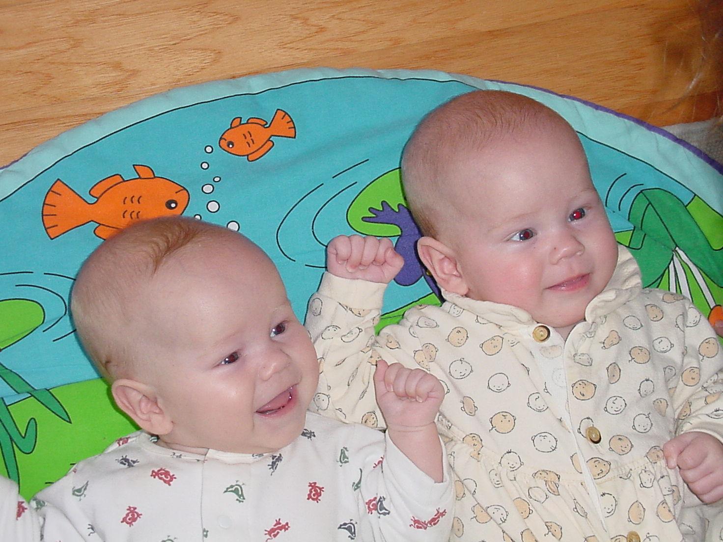 Twin-Twin Transfusion Syndrome (TTTS): Sebastian & Kieran by Caroline - USA