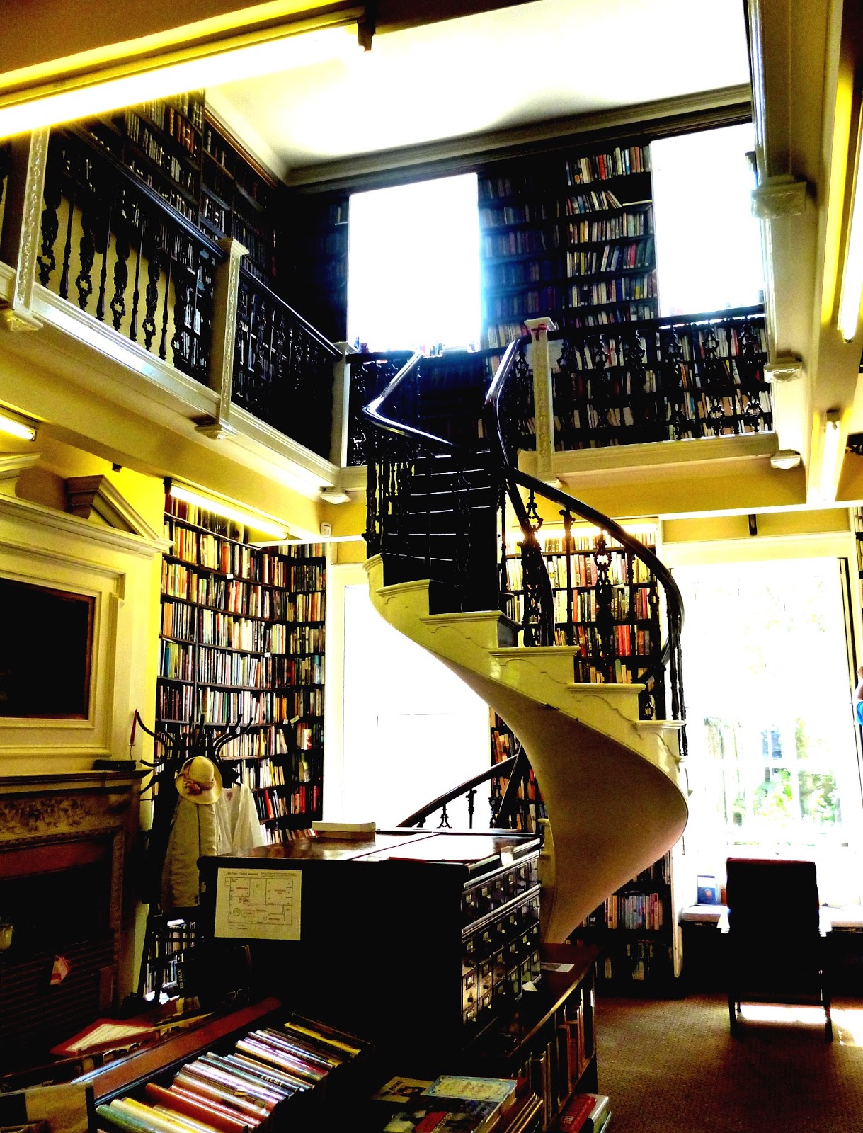 Dr Tony Shaw: Bromley House Library, Nottingham